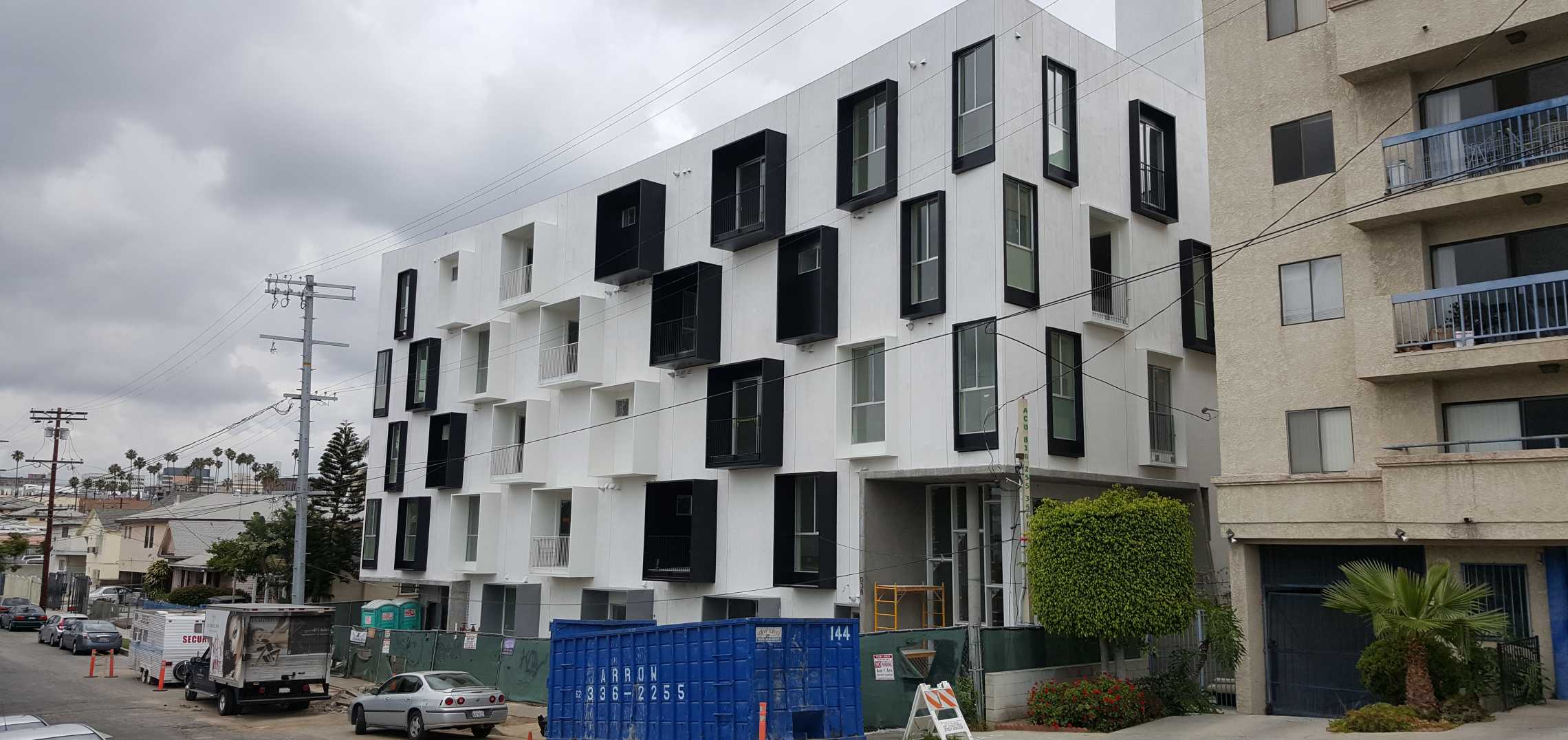 LOHA-Designed Multifamily Building Nears Completion | Urbanize LA