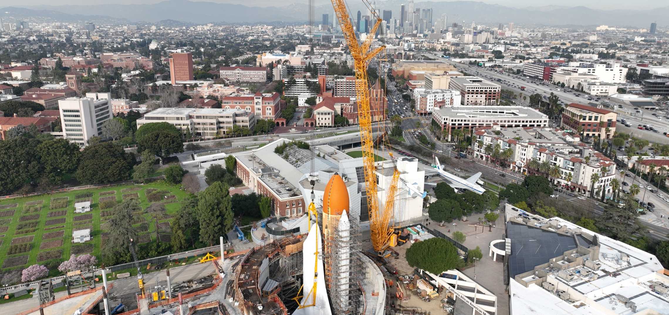 Space Shuttle Endeavor hoisted into "liftoff" position at future Samuel ...