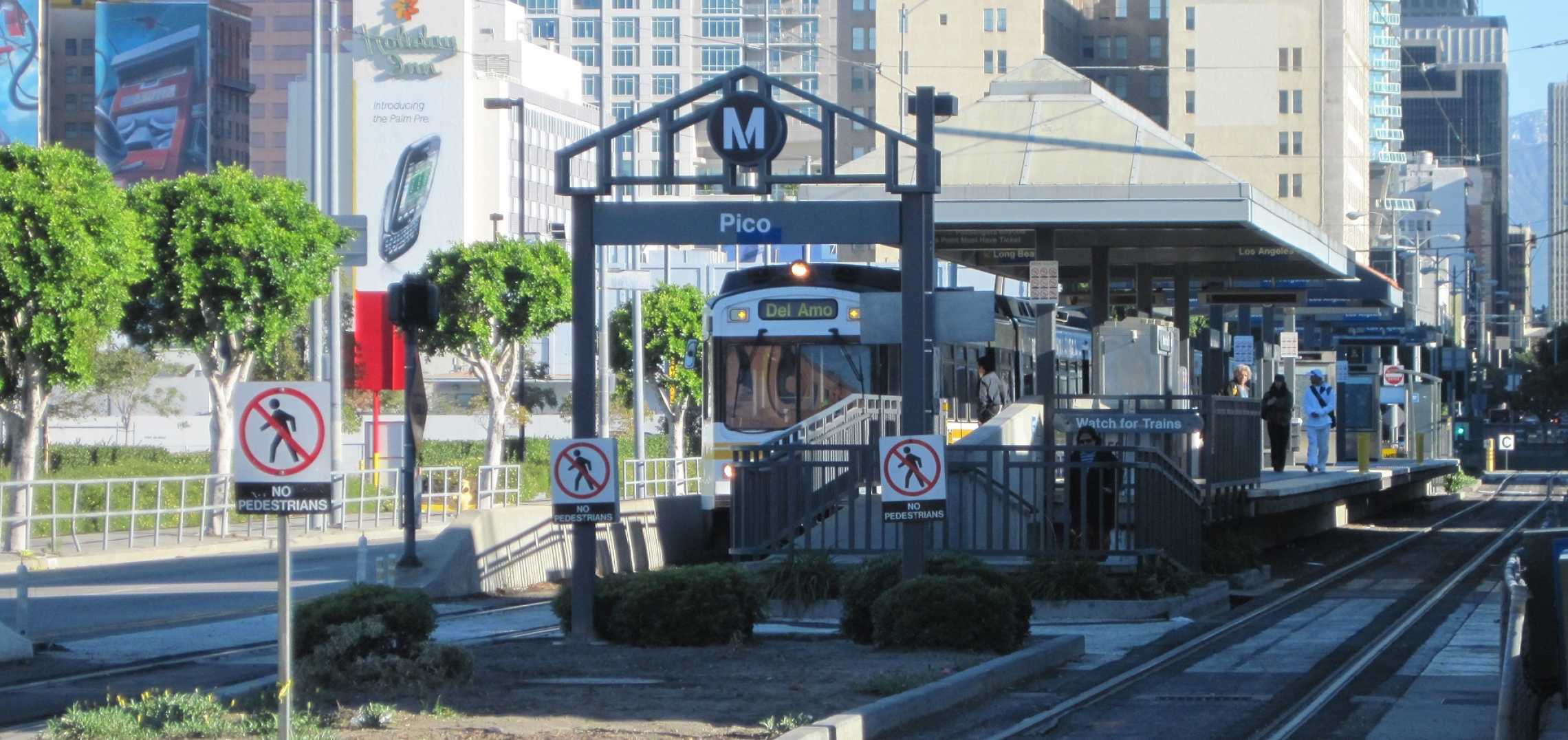 Looking at Metro's Options for Fixing Flower Street | Urbanize LA