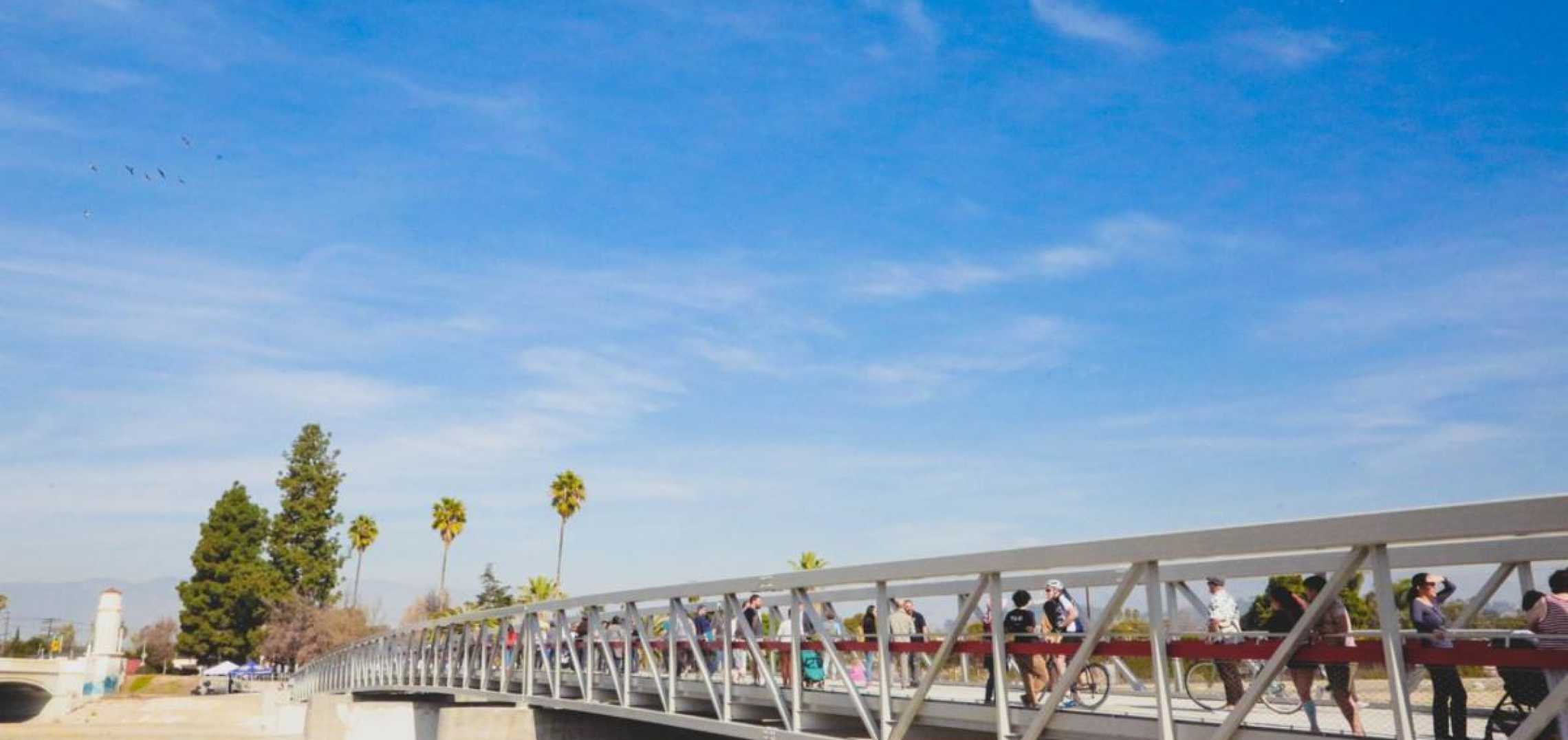 Red Car Pedestrian Bridge Opens in Atwater Village | Urbanize LA